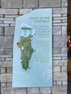 FLINT HILLS DISCOVERY CENTER - Updated September 2025 - 49 Photos & 21 ...