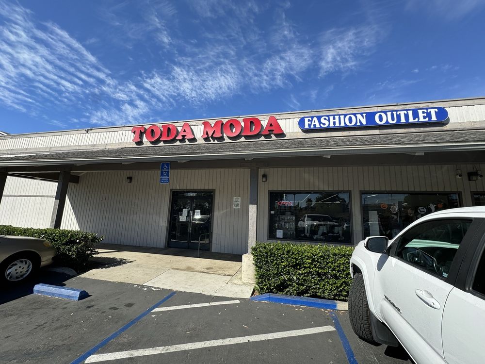 TODA MODA - Updated July 2025 - 23 Reviews - 2401 E Plz Blvd, National ...