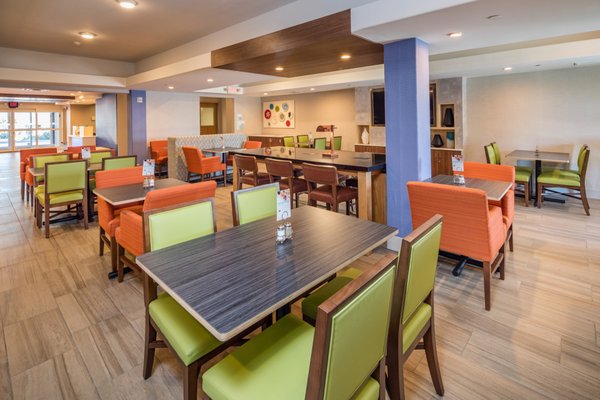 HOLIDAY INN EXPRESS & SUITES MODESTO-SALIDA - 176 Photos & 99 Reviews ...