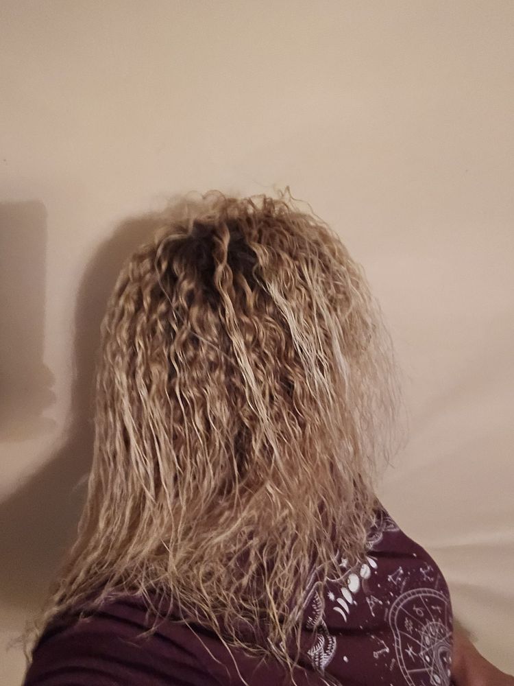 CREATIVE ROOTS SALON - Updated December 2025 - 35 Photos & 19 Reviews ...