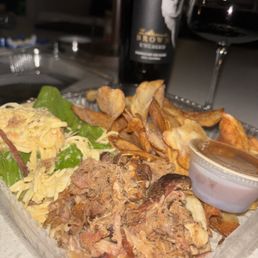 THE IMPROPER PIG - Updated December 2025 - 207 Photos & 221 Reviews ...