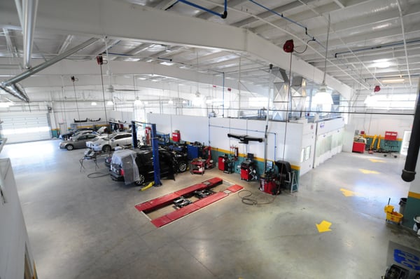 D&V AUTOBODY - Updated September 2025 - 63 Photos & 190 Reviews - 23550 ...