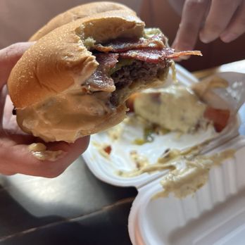 JEWBOY BURGERS - Updated September 2024 - 1376 Photos & 1531 Reviews ...