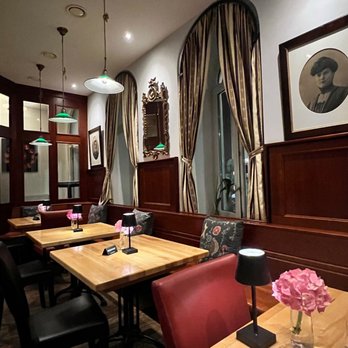 SIXTA - Updated November 2025 - 73 Photos & 56 Reviews - Schönbrunner ...