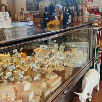 CAILLOUX CHEESE SHOP - Updated May 2024 - 217 Photos & 122 Reviews ...