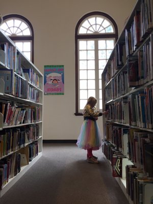 HEIGHTS NEIGHBORHOOD LIBRARY - 34 Photos & 30 Reviews - 1302 Heights ...