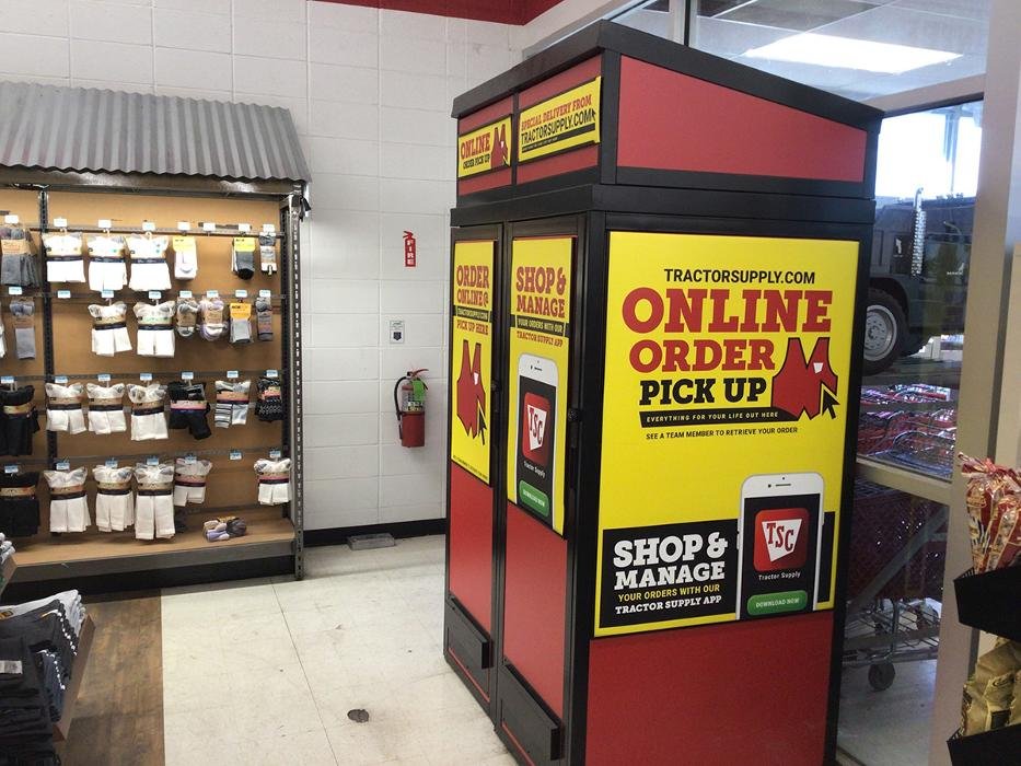 TRACTOR SUPPLY - Updated August 2025 - 2630 N Main St, Miami, Oklahoma ...