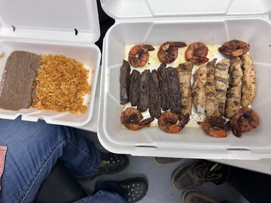 MIS PADRES MEXICAN GRILL & CANTINA - Updated July 2025 - 32 Photos & 31 ...