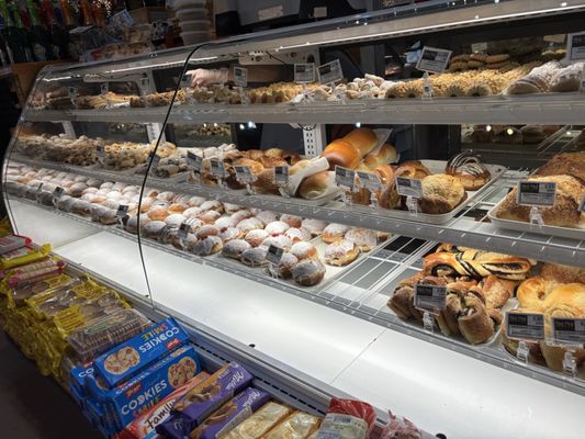 ROLY POLY BAKERY - Updated August 2025 - 350 Photos & 112 Reviews - 587 ...