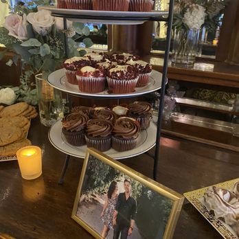 VG DONUTS & BAKERY - 1015 Photos & 1528 Reviews - 106 Aberdeen Dr ...