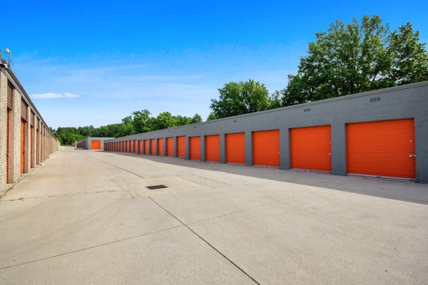 GLOBAL SELF STORAGE - Updated July 2025 - 20 Photos - 1910 W Robb Ave ...