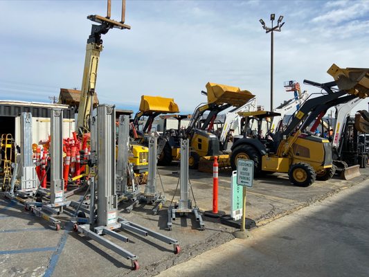 HERC RENTALS - Updated January 2026 - 5556 Vineland Ave, North ...