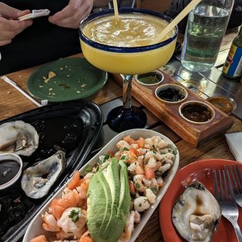 EL BARCO MARISCOS - Updated August 2024 - 543 Photos & 942 Reviews ...