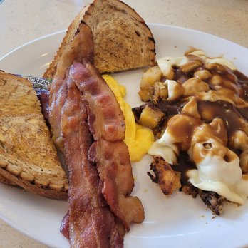 THE RIVERDALE DINER - Updated July 2024 - 71 Photos & 162 Reviews - 521 ...