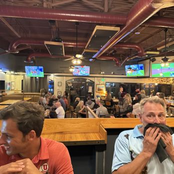 CAST IRON TAVERN - Updated October 2025 - 259 Photos & 335 Reviews ...