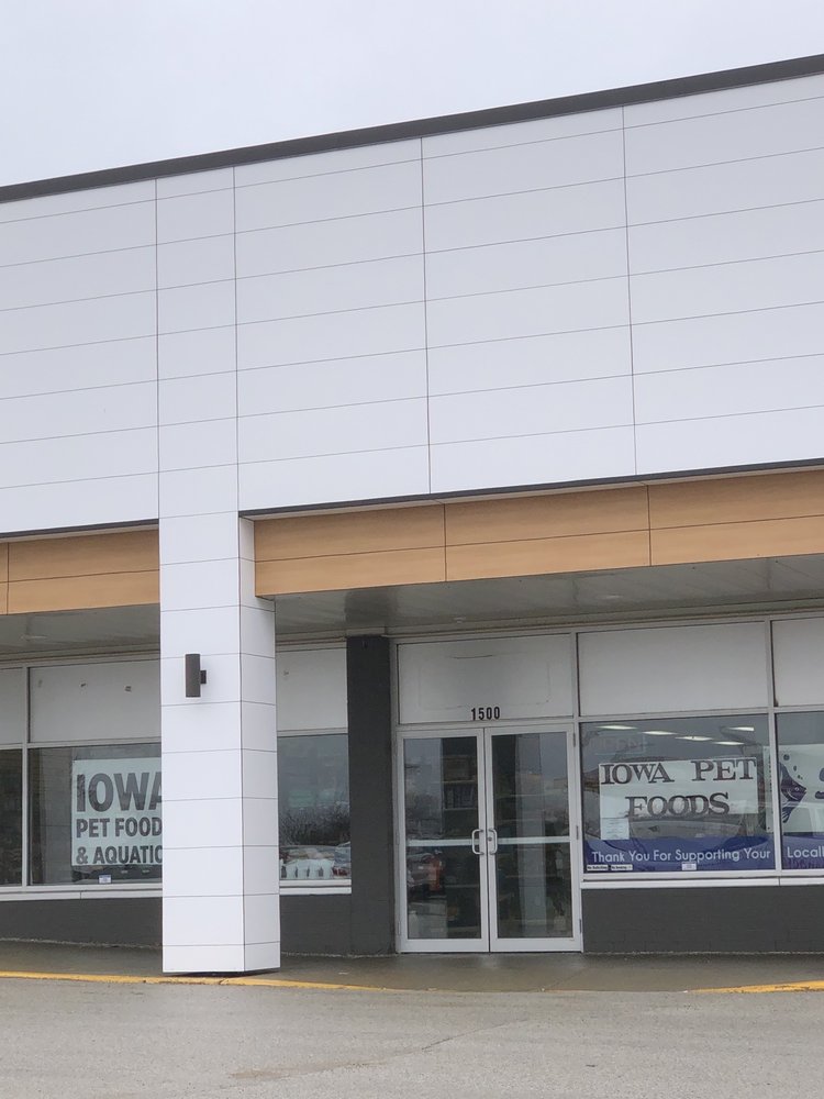 IOWA PET FOODS & SEASCAPES - Updated June 2025 - 13 Photos & 28 Reviews ...