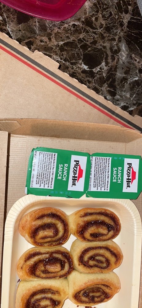 PIZZA HUT - Updated December 2024 - 401 W Michigan Ave, Three Rivers ...