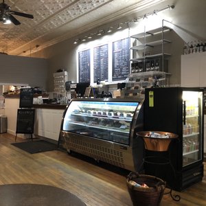 TWO BIRDS BAKERY CAFE - Updated December 2024 - 201 N 9th St, De Pere ...