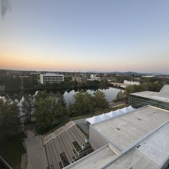 DOUBLETREE BY HILTON HOTEL SPOKANE CITY CENTER - Updated April 2025 ...