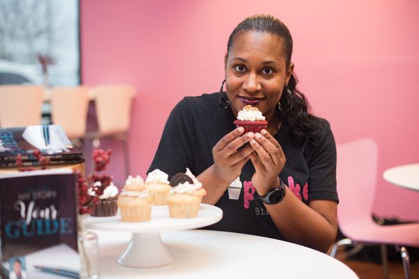 CUPCAKE AND A SMILE - Updated January 2026 - 46 Photos & 40 Reviews ...