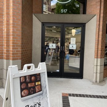 SEE’S CANDIES - Updated October 2025 - 96 Photos & 14 Reviews - 517 NW ...