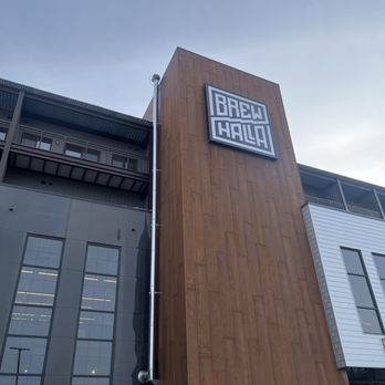 BREWHALLA - Updated January 2026 - 119 Photos & 56 Reviews - 1702 1st ...