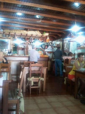 BAR RESRESTAURANT ASADOR GRILL DE YOLANDA - s/n Frente al Parador ...