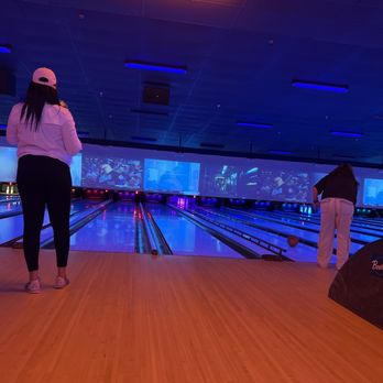 BOWLERO DAVIE - Updated January 2026 - 269 Photos & 143 Real Reviews ...