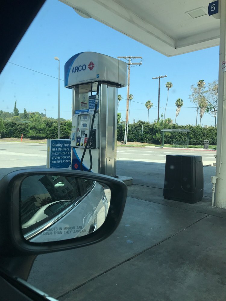 ARCO AM/PM - 3680 San Fernando Rd, Glendale, California - Gas Stations ...