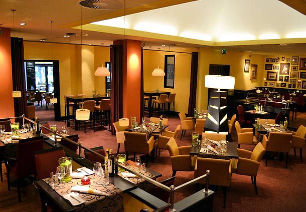 COURTYARD BY MARRIOTT DUESSELDORF SEESTERN - 39 Photos & 18 Reviews ...