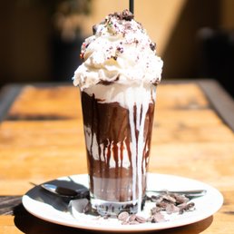 LUCKY STRIKE BELLEVUE - Updated December 2024 - 258 Photos & 590 ...