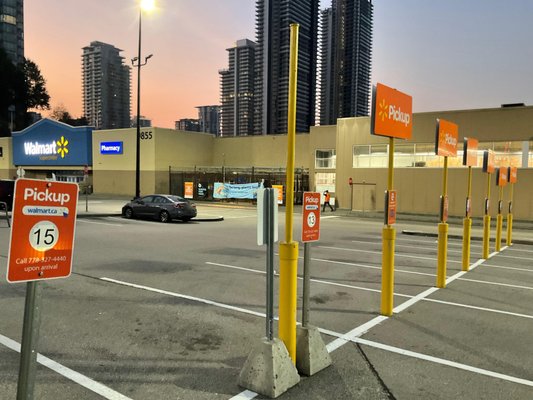 WALMART SUPERCENTRE - Updated December 2025 - 1364 Photos & 41 Reviews ...