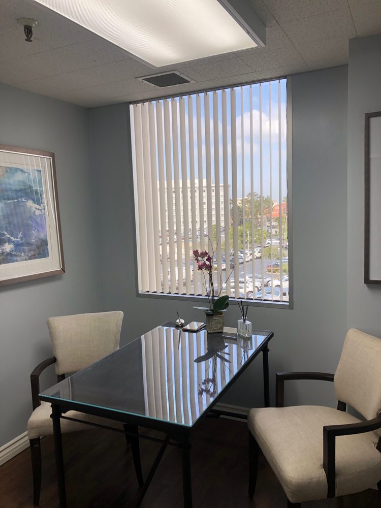 KATHLEEN HUTTON, MD - 14 Photos & 67 Reviews - 1441 Avocado Ave ...