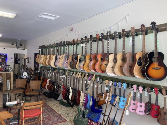 MAD RIVER MUSIC - Updated December 2025 - 502 Main St, Winsted ...