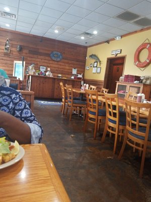 Crystal River Seafood Restaurant - Takeout & Delivery - 46 Photos & 46 ...