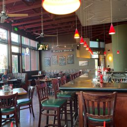 BOB’S BURGERS & BREW - Updated October 2025 - 160 Photos - 344 Reviews - 1611 SE Everett Mall ...