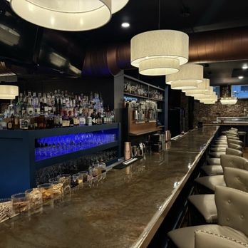 EVOLUTION BISTRO & BAR - Updated December 2025 - 16 Photos & 23 Reviews ...