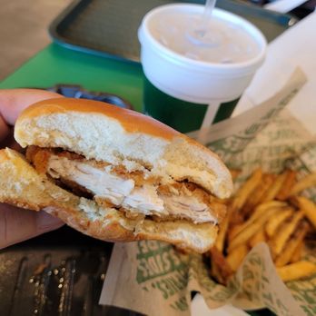 WINGSTOP - Updated July 2025 - 136 Photos & 207 Reviews - 17150 ...