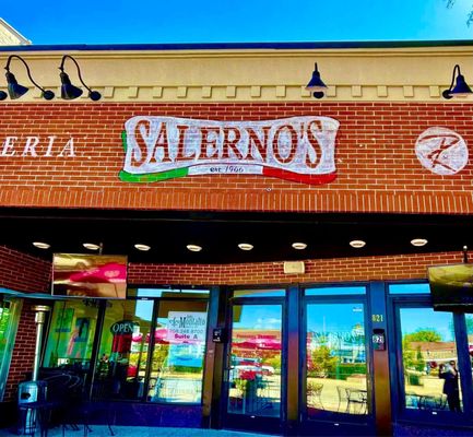 SALERNO’S PIZZERIA & R.BAR - Updated December 2025 - 33 Photos & 105 ...