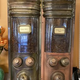 PMS DELI - Updated April 2025 - 181 Photos & 123 Reviews - 1789 London ...