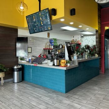 LANDMARK TEA - Updated August 2024 - 437 Photos & 200 Reviews - 4725 W ...