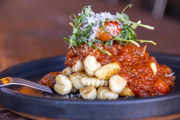 HUNT - Updated February 2025 - 55 Photos & 39 Reviews - 225 W Riverside ...