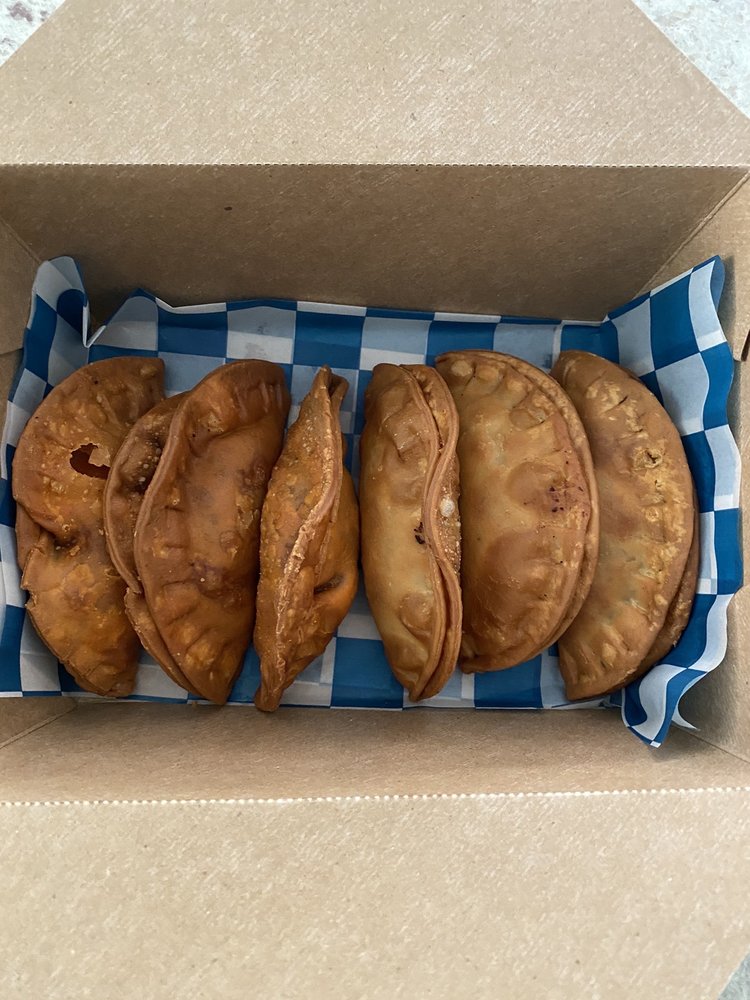 SIMPLY INDULGENT PASTRIES - 18 N Dollins Ave, Orlando, Florida ...