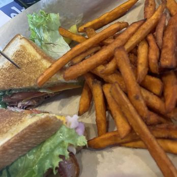 DUKES - Updated July 2025 - 133 Photos & 139 Reviews - 6303 Fm 1960 ...