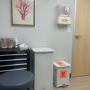 CADUCEUS MEDICAL GROUP - 30 Photos & 152 Reviews - 18200 Yorba Linda ...