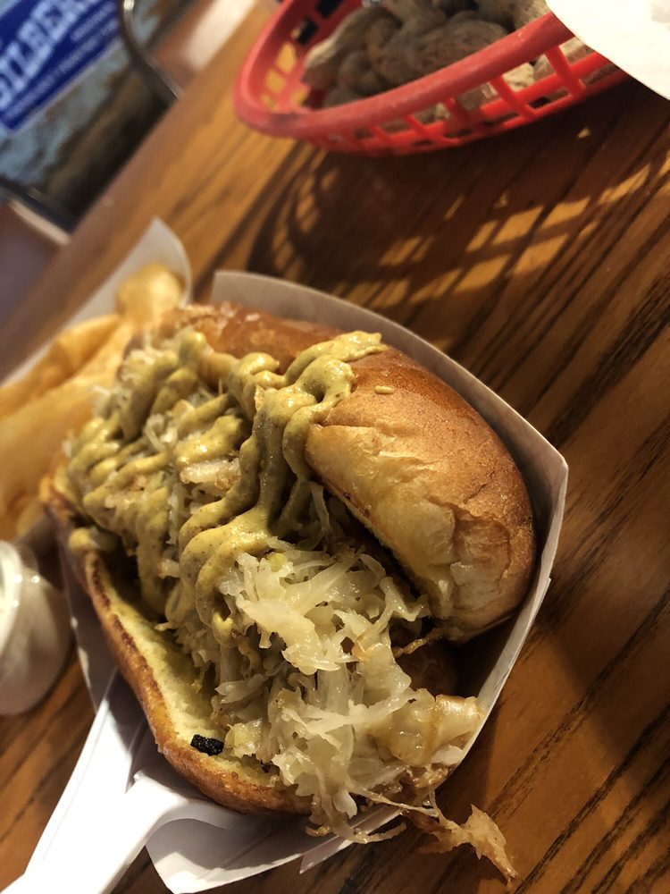 GRUMPS BURGERS - 118 Photos & 184 Reviews - Burgers - 108 S Main St ...