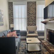 THE LODGE ALLEY INN - 141 Photos & 49 Reviews - 195 E Bay St ...