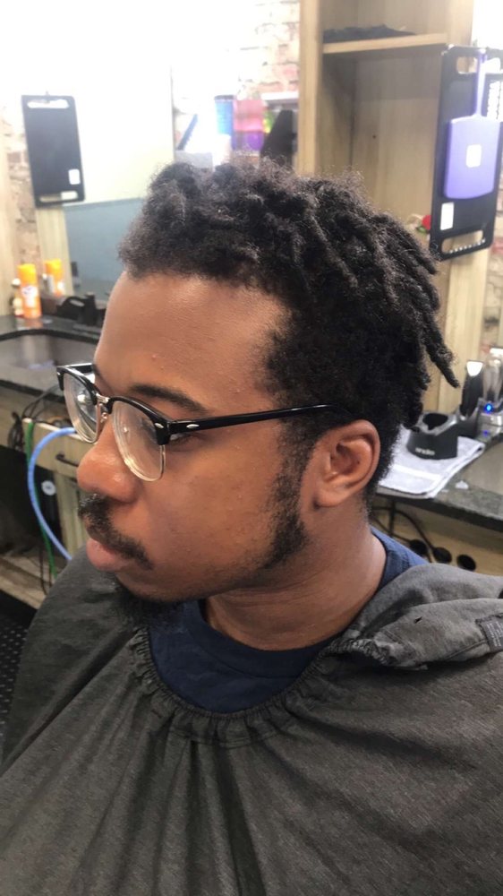 THE DEVIL STRIP BARBER CO. “WALLHAVEN” - 25 Westgate Cir, Akron, Ohio ...