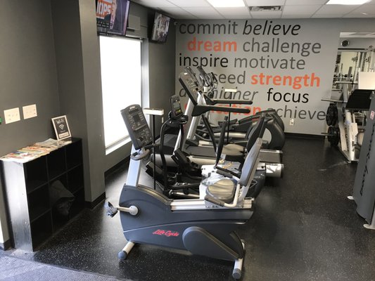 THE GYM AT EAST END - Updated July 2025 - 17 Photos - 19944 Arch St ...