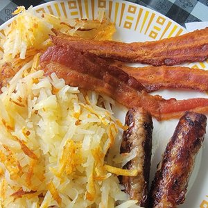 LUMES PANCAKE HOUSE - Updated May 2024 - 105 Photos & 138 Reviews ...